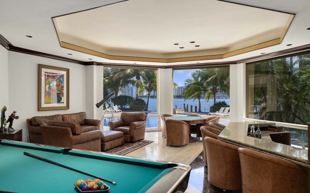 Rick Ross Pays $35M for Miami Mansion on Star Island